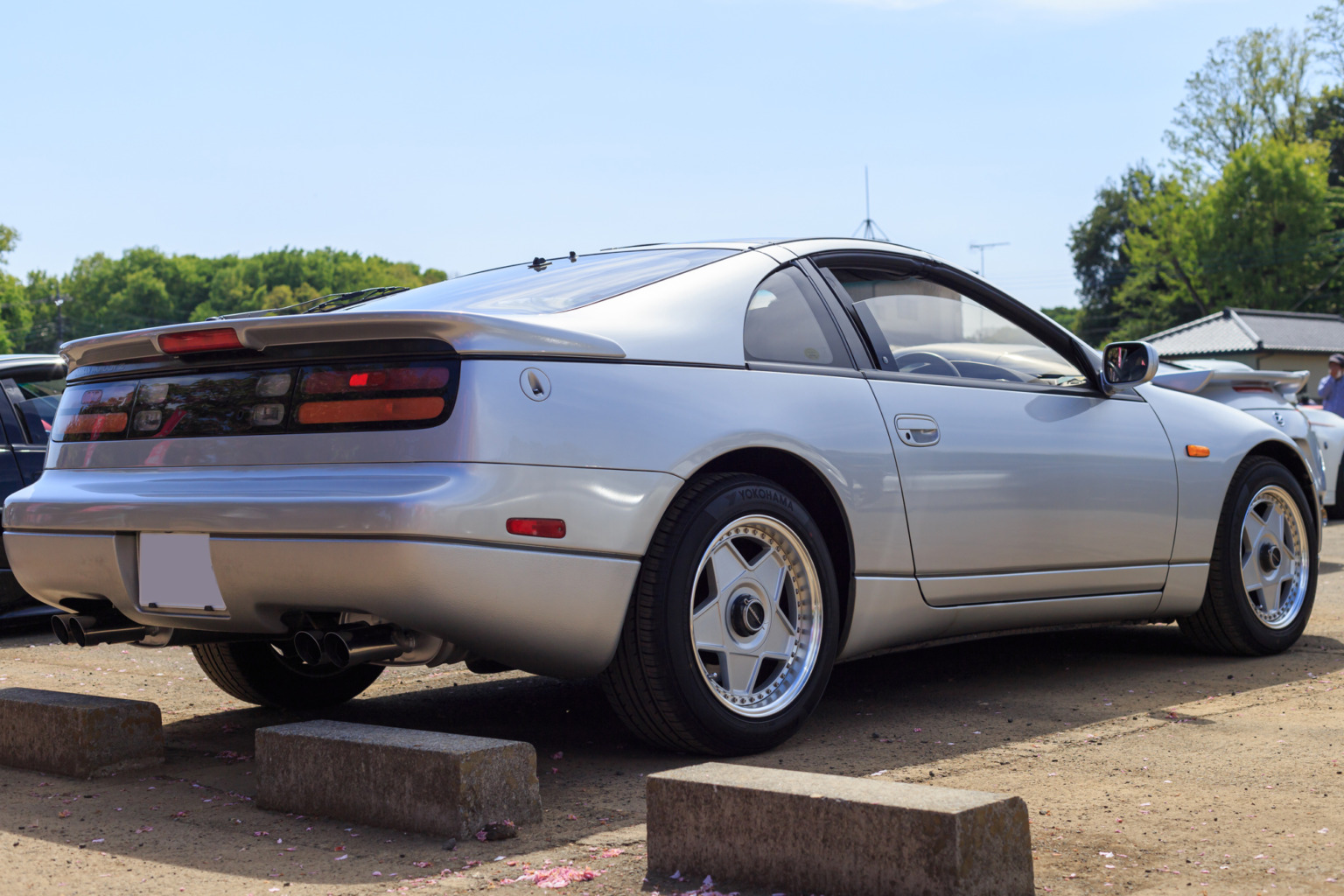 Z32ボディカラー別画像集-#673 センシティブシルバー メタリック | 覆水盆にキャッチ -Zにmad-